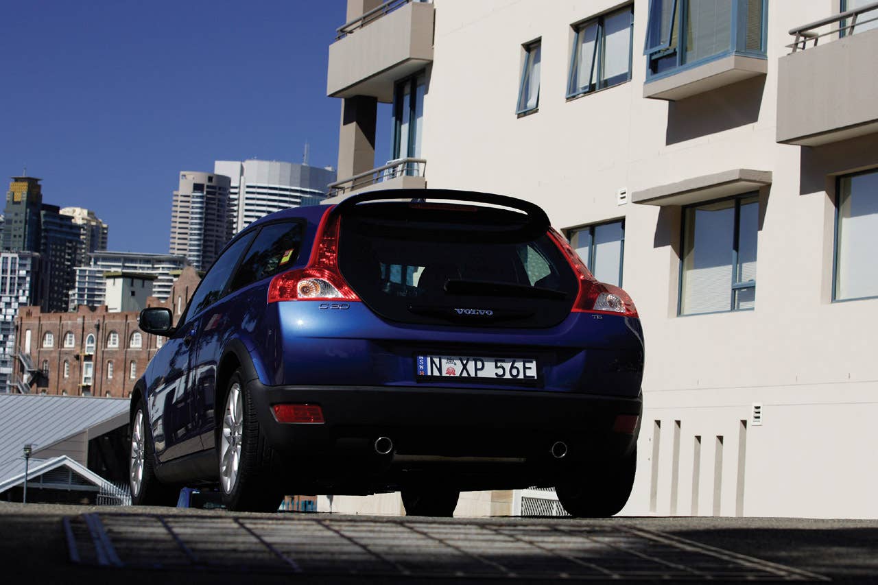 REPORT: Volvo plans XC30 CUV to join V30 wagon and C30 hatch - Autoblog