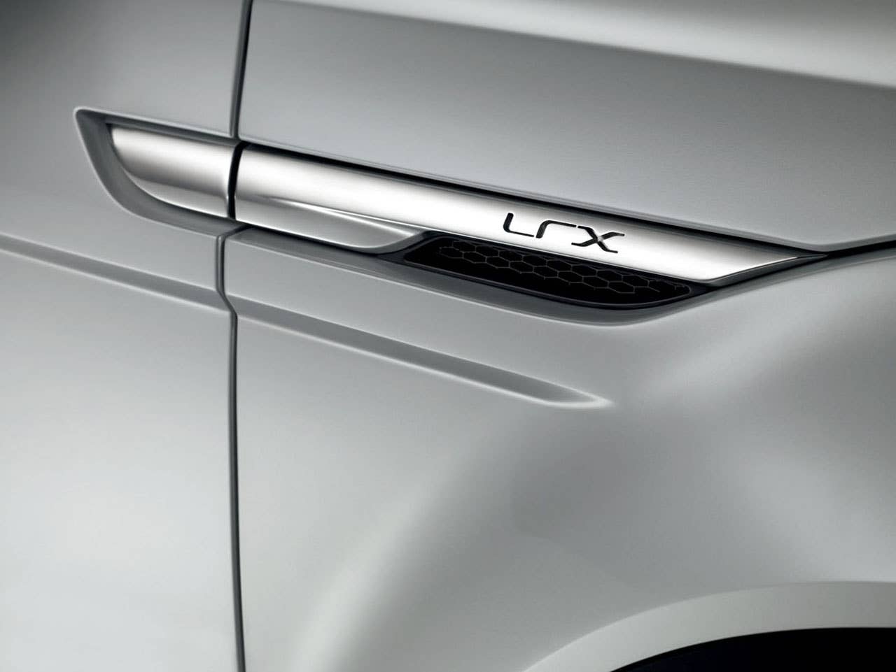 Surprise! Land Rover confirms two-door LRX for production - Autoblog