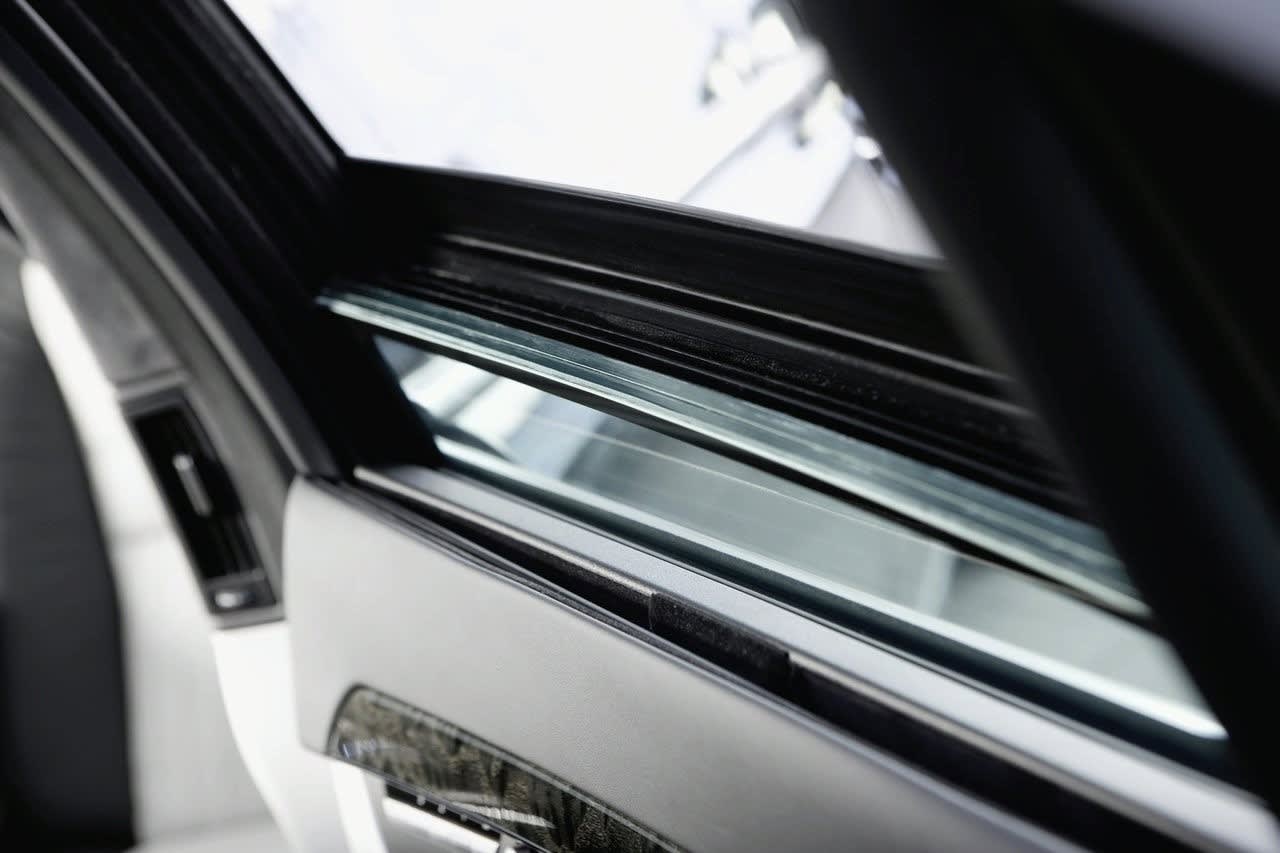 Mercedes-Benz marks 80 years of protection with new S600 Pullman Guard ...