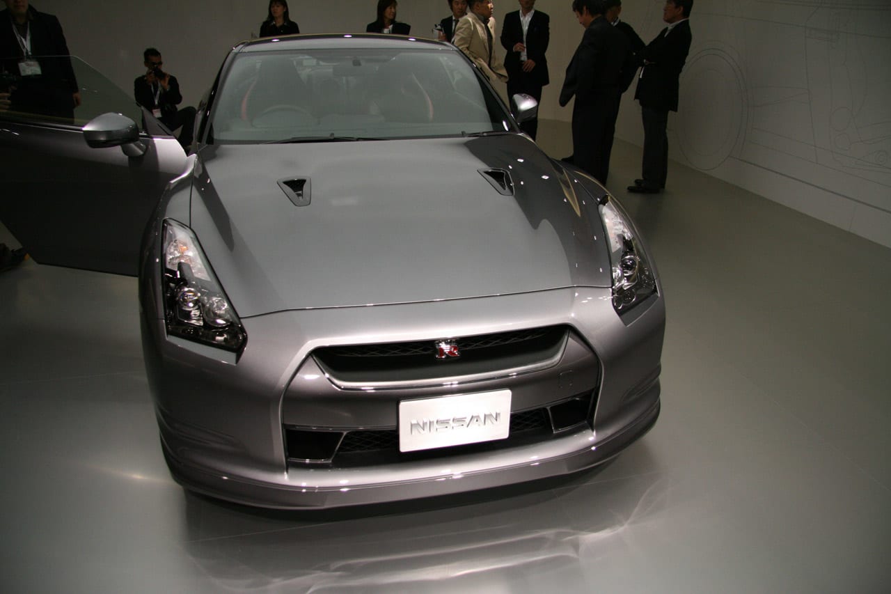 Tokyo Motor Show: Exclusive up close and personal pics of the Nissan GT ...