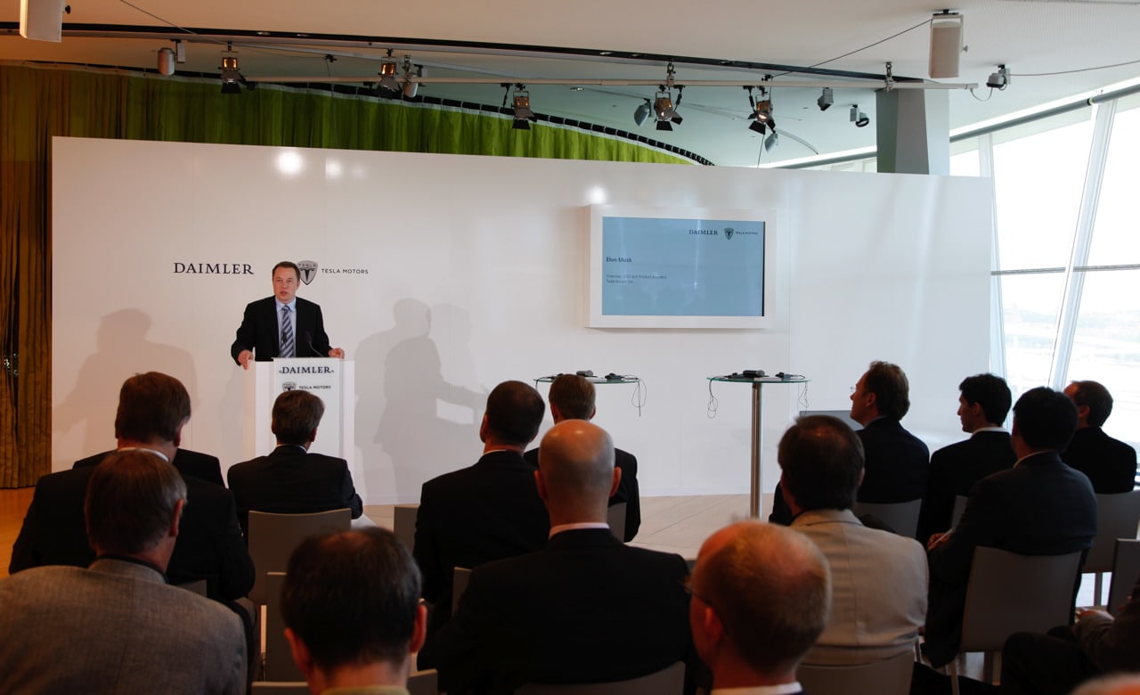 Elon Musk: 'The credit for saving Tesla should go to Daimler' - Autoblog