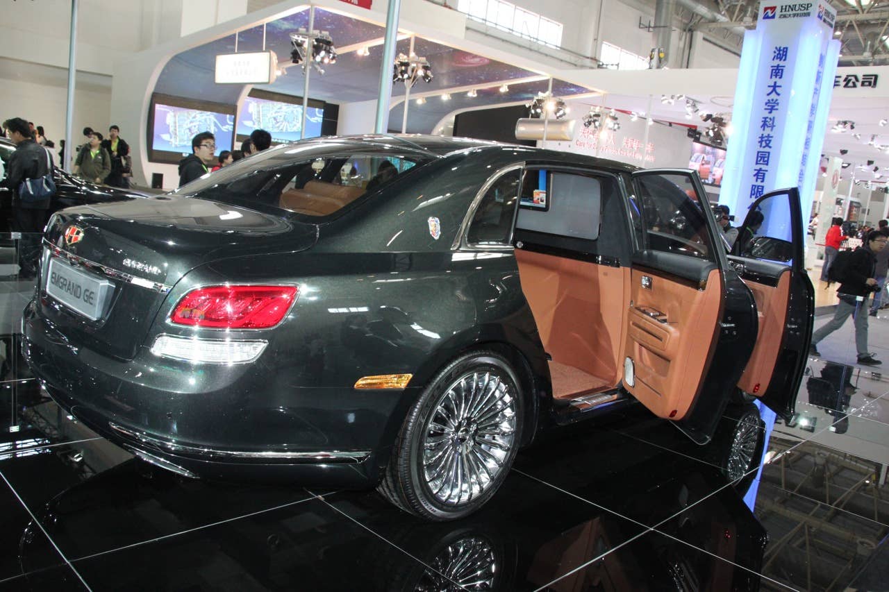 Beijing 2010: Geely Emgrand GE plug-in hybrid limo - Autoblog