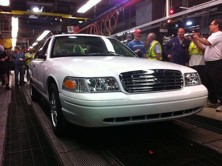 Last Ford Crown Victoria build documented by St. Thomas Assembly - Autoblog