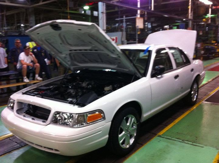 Last Ford Crown Victoria build documented by St. Thomas Assembly - Autoblog