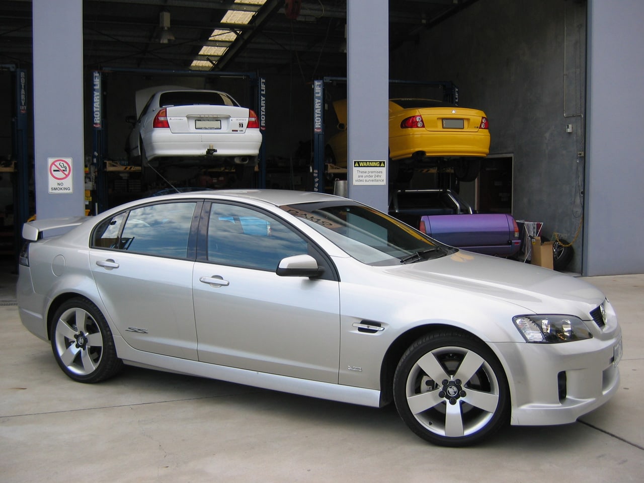 In The Autoblog Garage: Holden Commodore SS V-Series - Autoblog