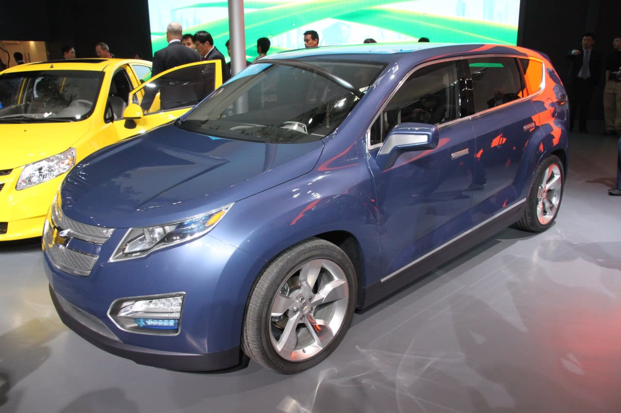 Report: Chevy to unveil Volt-based Amp crossover in Detroit - Autoblog