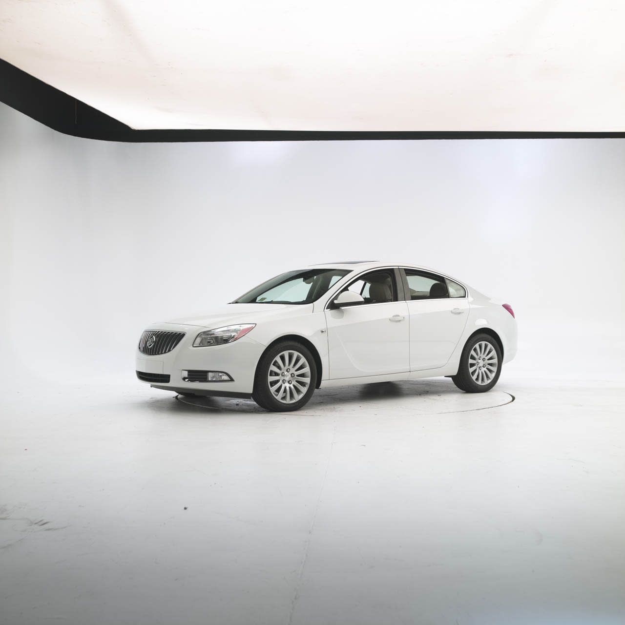 IIHS awards 2011 Buick Regal Top Safety Pick - Autoblog