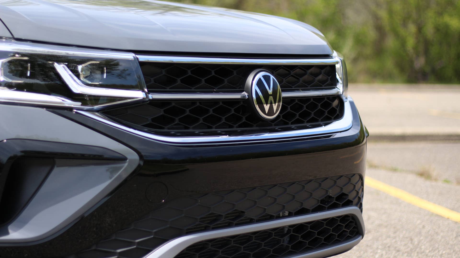 2024 VW Taos Review: The most family-friendly subcompact SUV - Autoblog