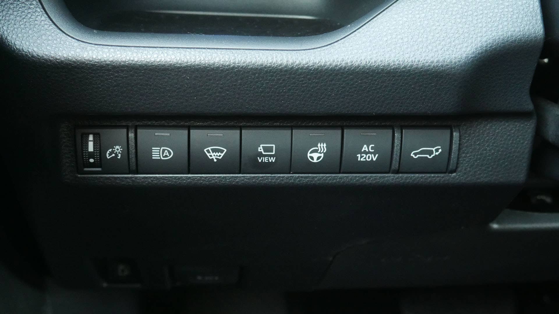 2023 Toyota RAV4 Review: Compact SUV veteran is still in the game ...