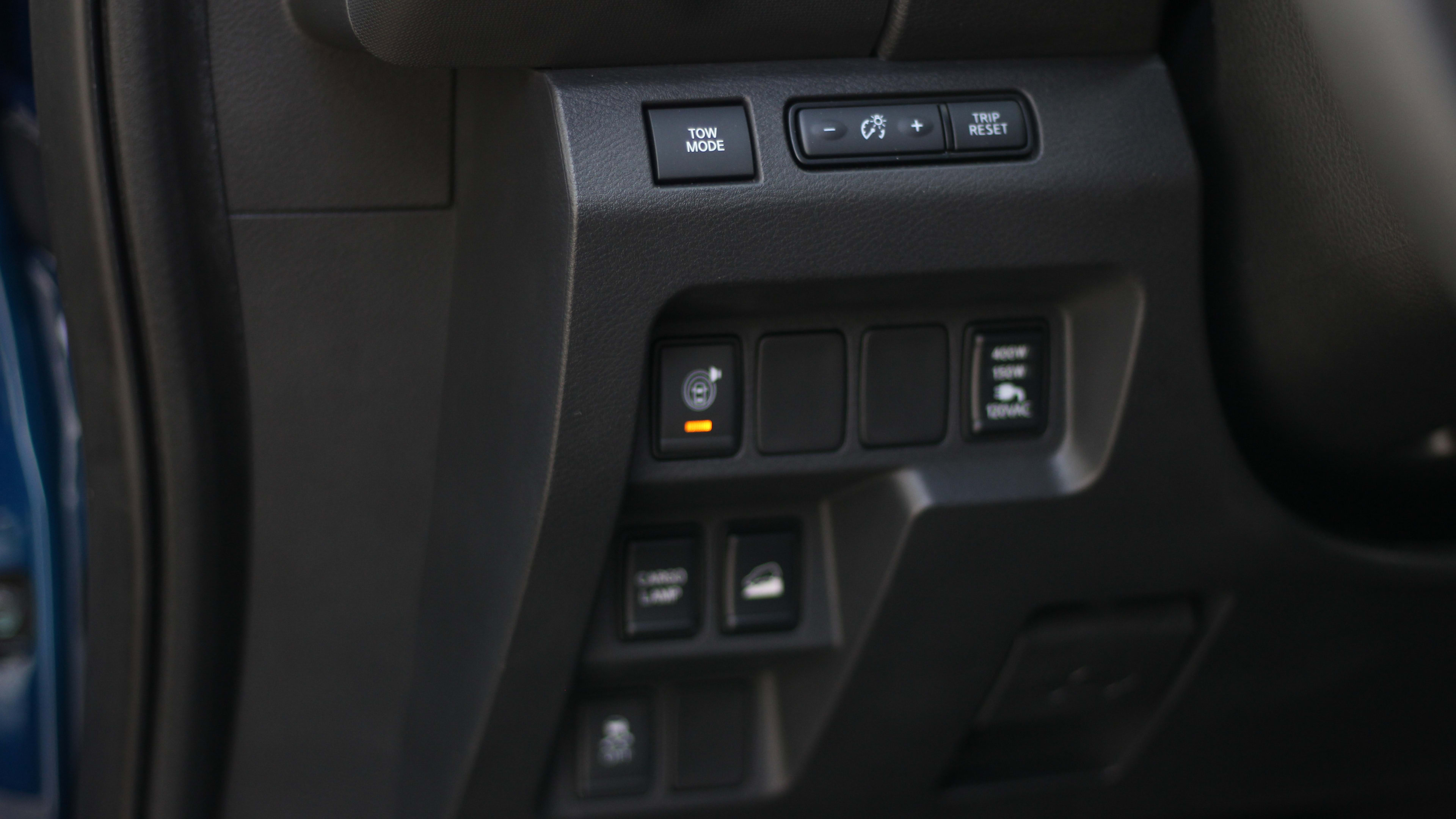 2024 Nissan Frontier Review: The driver's choice in an array of ...