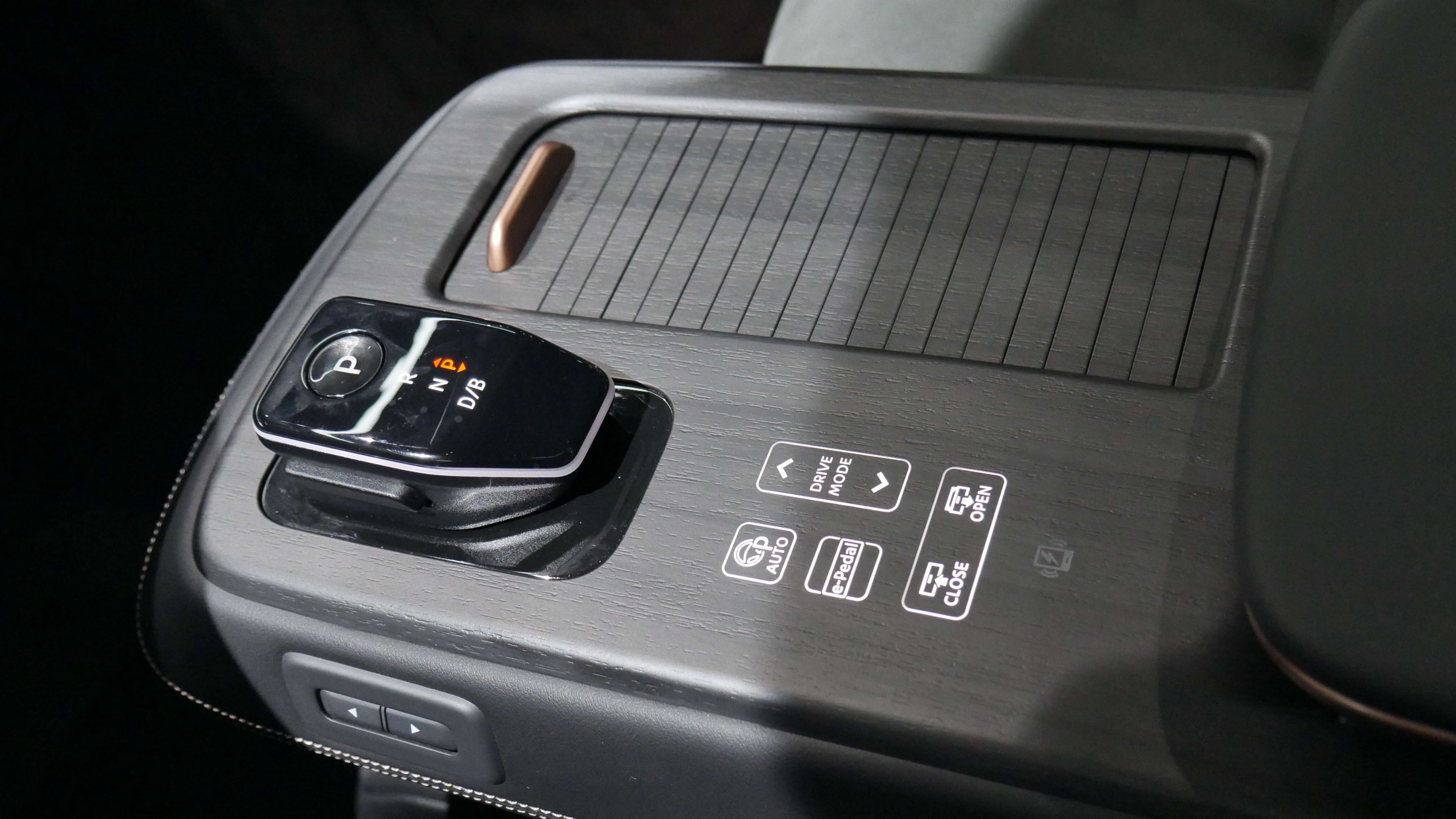 Nissan Ariya interior is a game changer for Nissan and EV SUVs - Autoblog