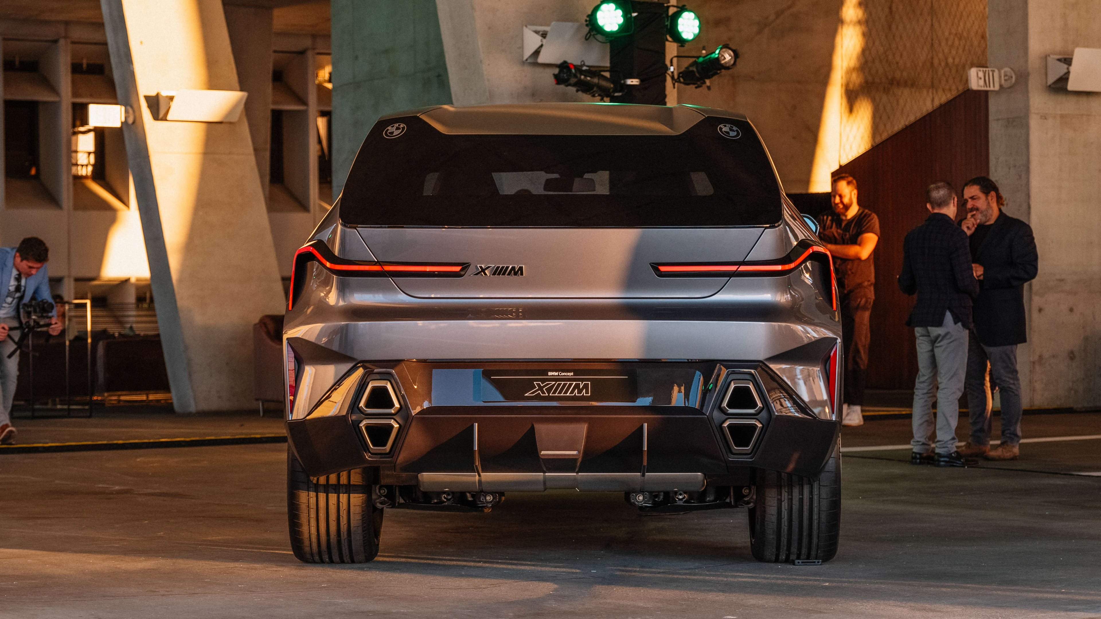 BMW's XM Concept looks just as wild in real life - Autoblog