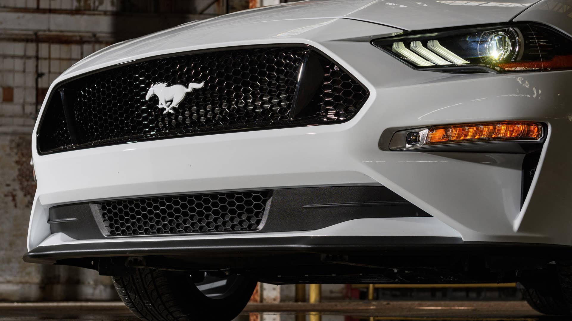 Ford Mustang Ice White Appearance Package is a Fox-body throwback ...
