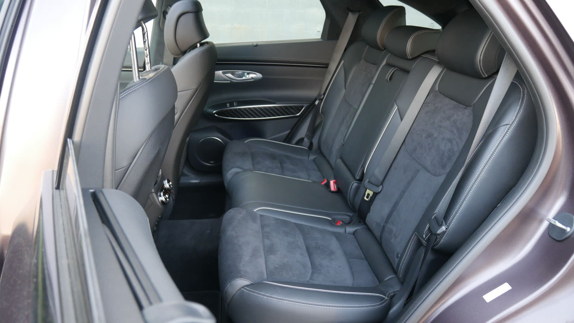 2024 Genesis GV70 Review: Still a solid luxury competitor - Autoblog