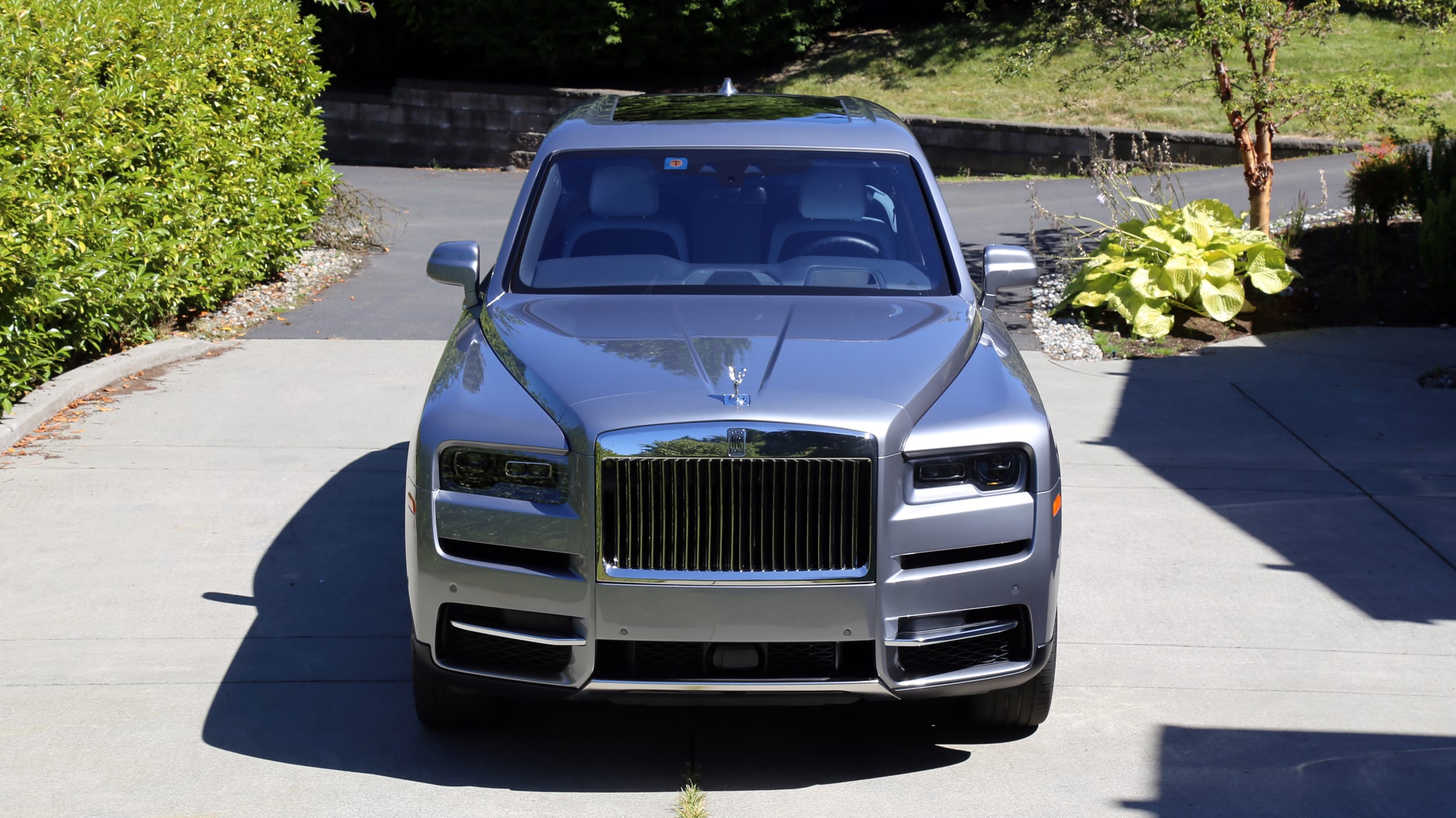 2020 Rolls-Royce Cullinan Road Test | Aboard the HMS Cullinan - Autoblog