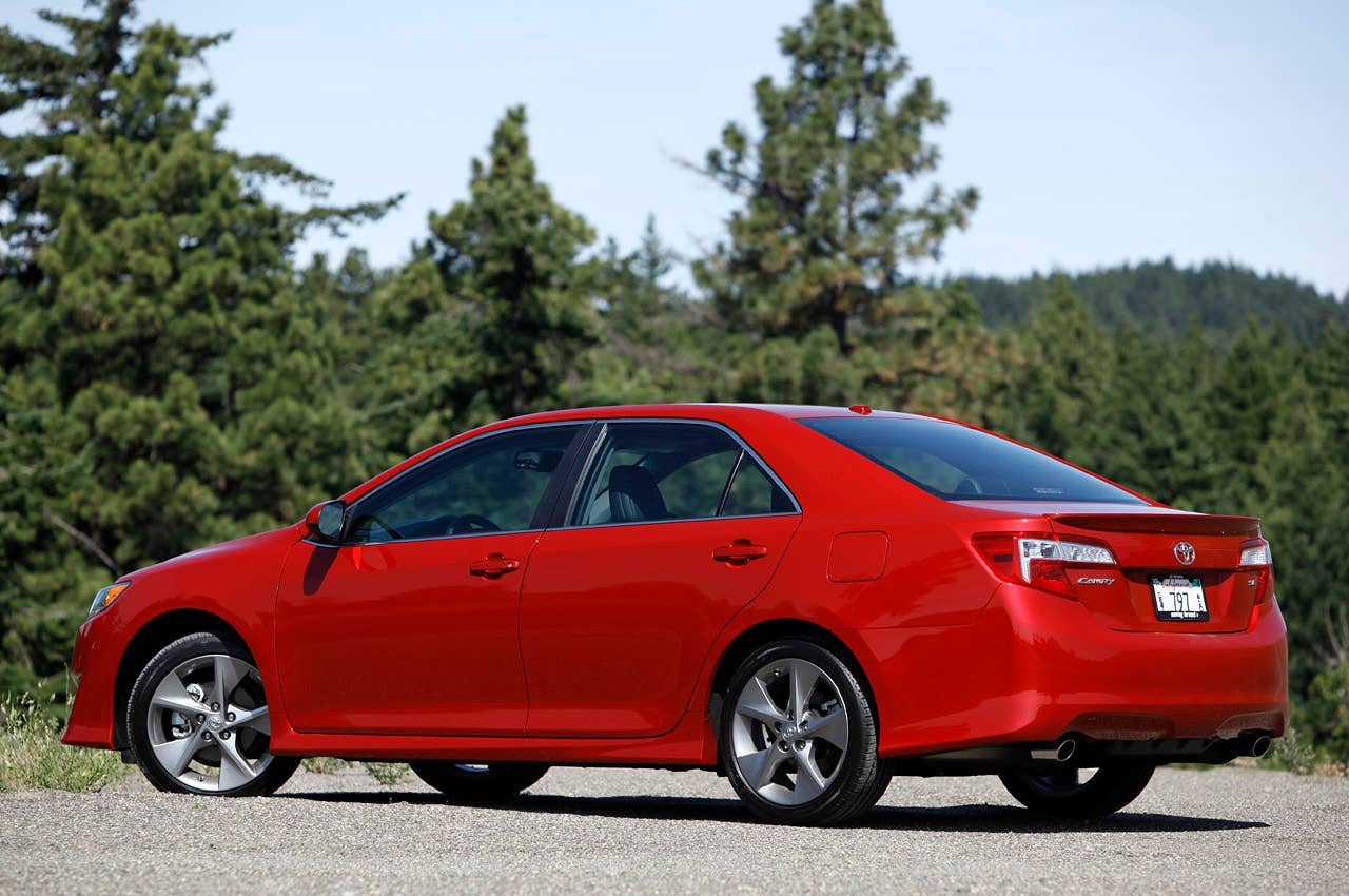 Toyota to stop importing Camry models from Japan - Autoblog