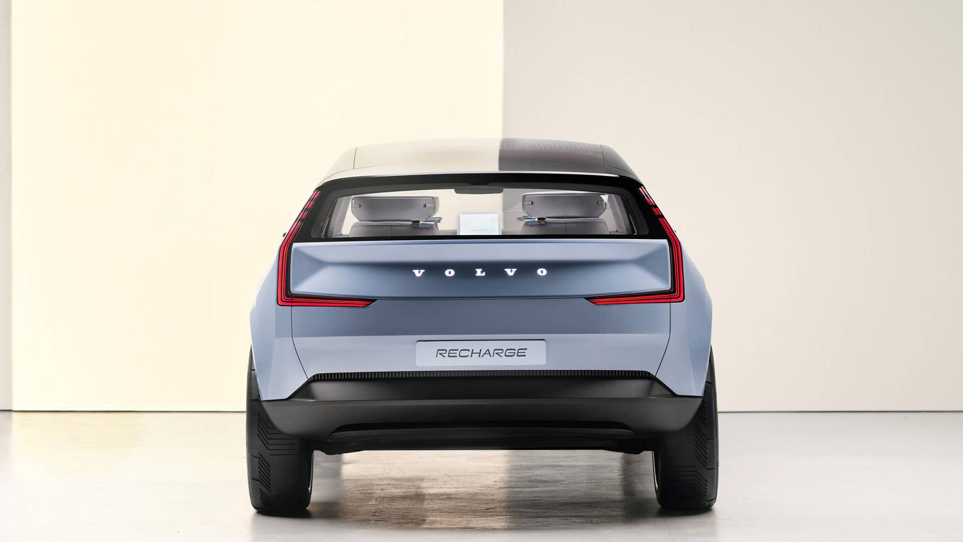 Volvo Concept Recharge previews the future of Volvo design and ...