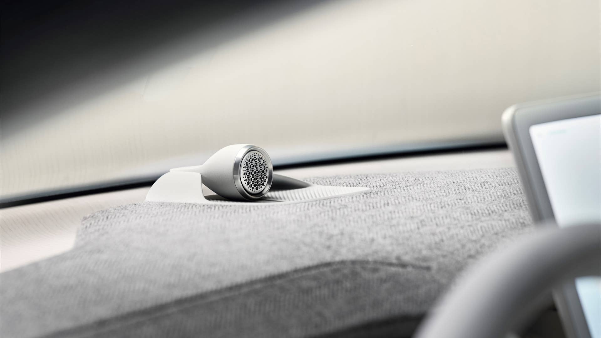 Volvo Concept Recharge previews the future of Volvo design and ...