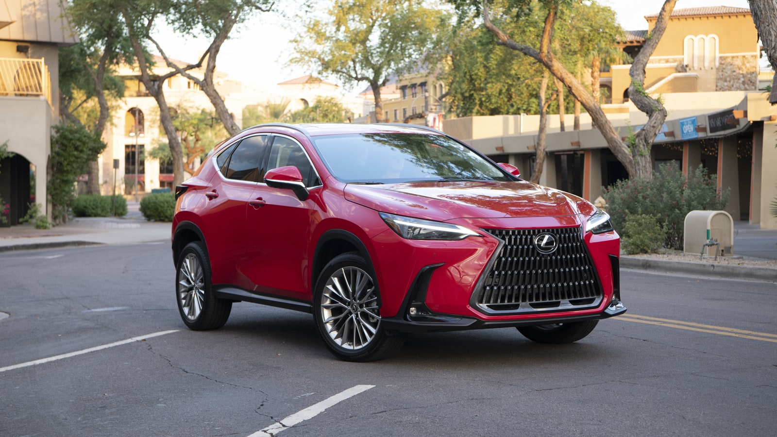 2025 Lexus NX Review: Hybrid efficiency, Goldilocks size - Autoblog