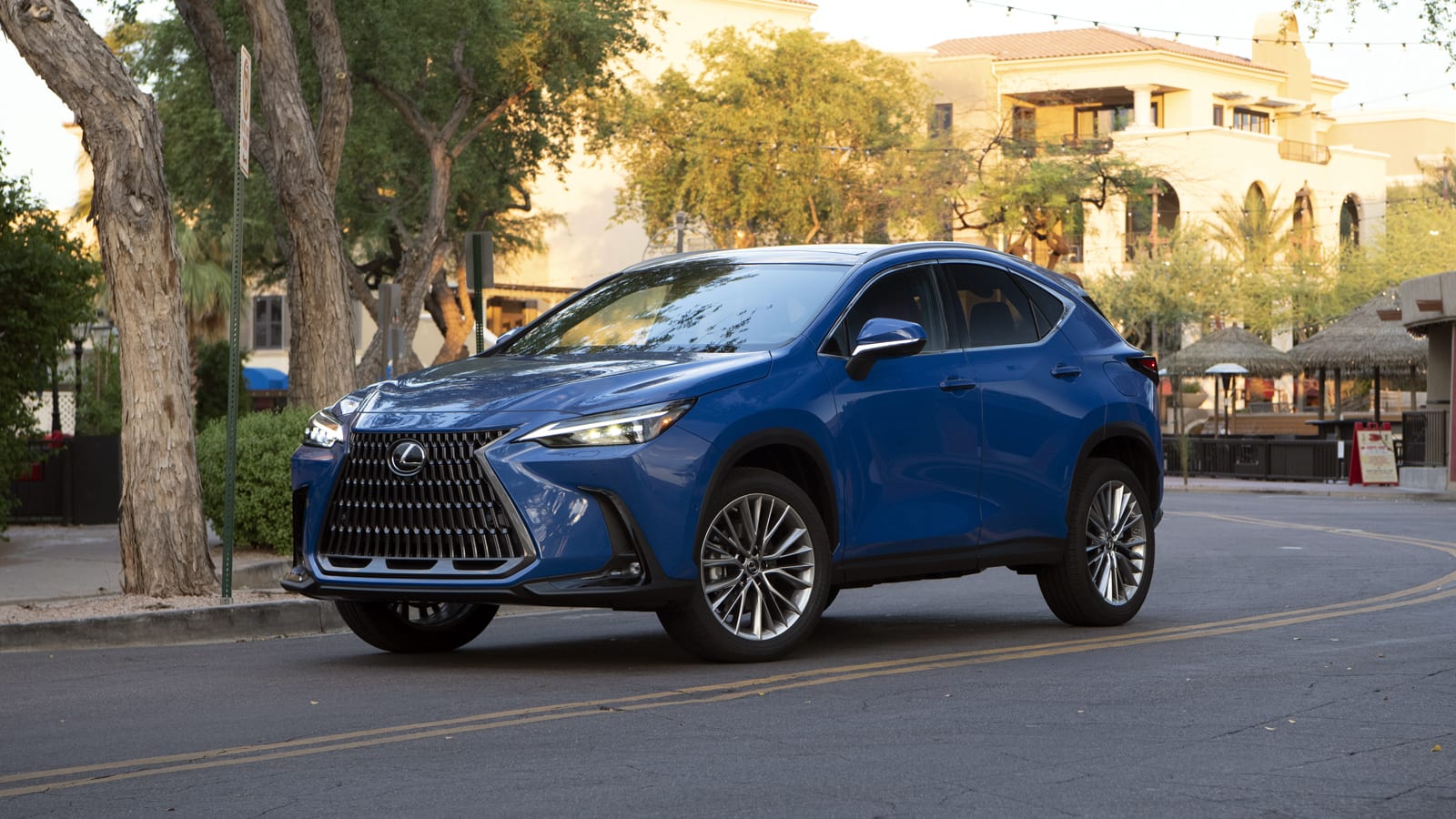 2025 Lexus NX Review: Hybrid efficiency, Goldilocks size - Autoblog