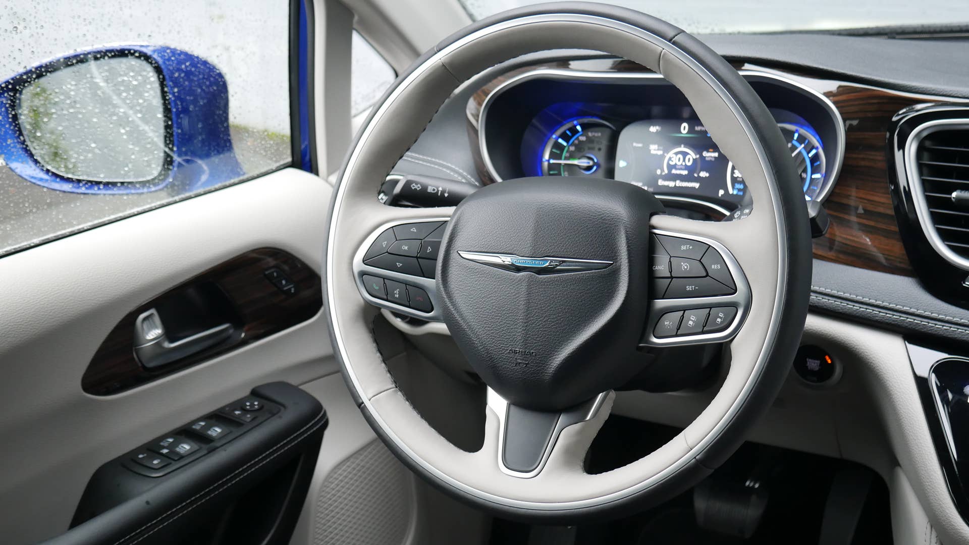 2023 Chrysler Pacifica Review: Hybrid is still the one to get, but it's ...