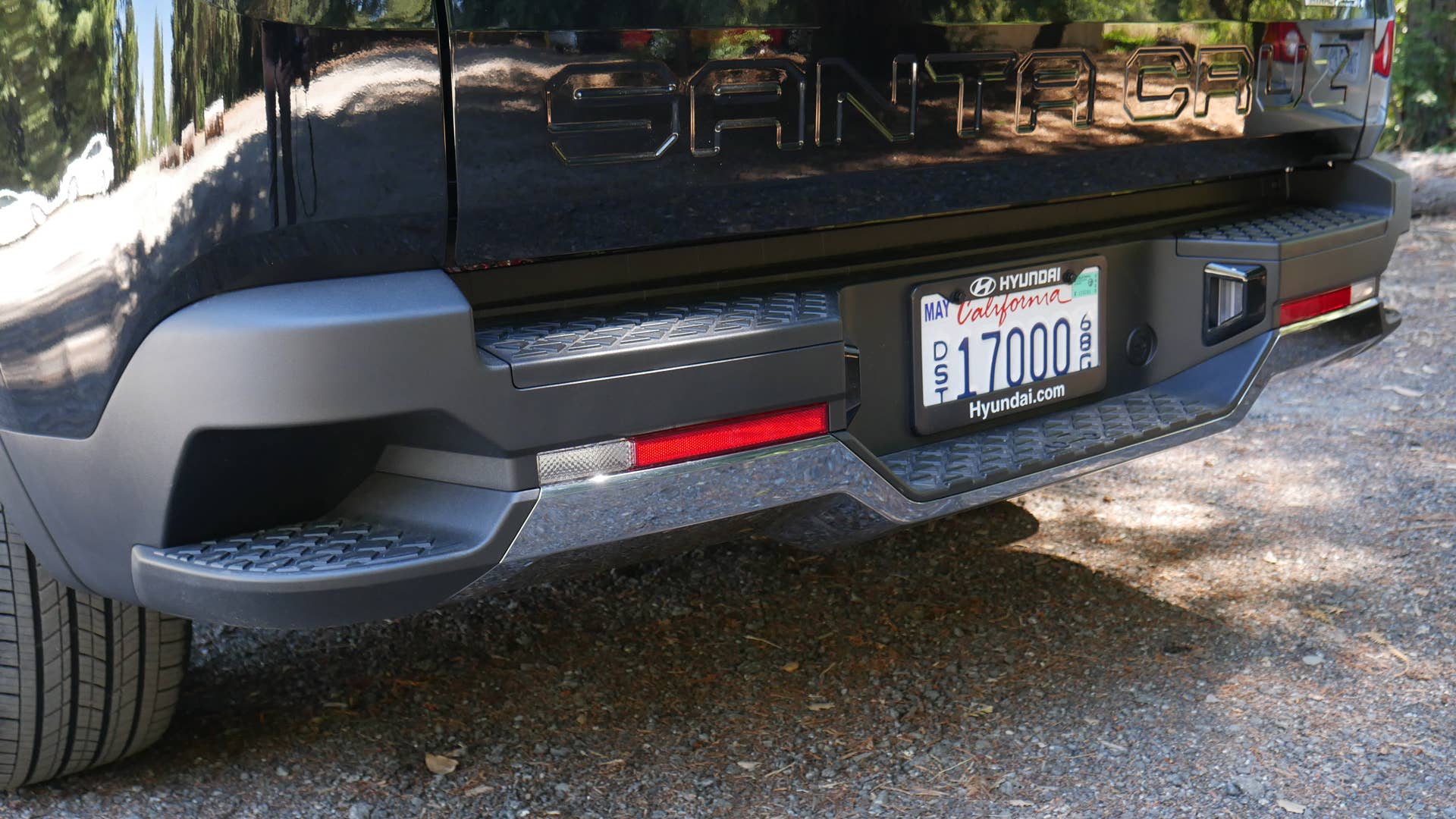 2024 Hyundai Santa Cruz Review: When you don't need to tow a space ...