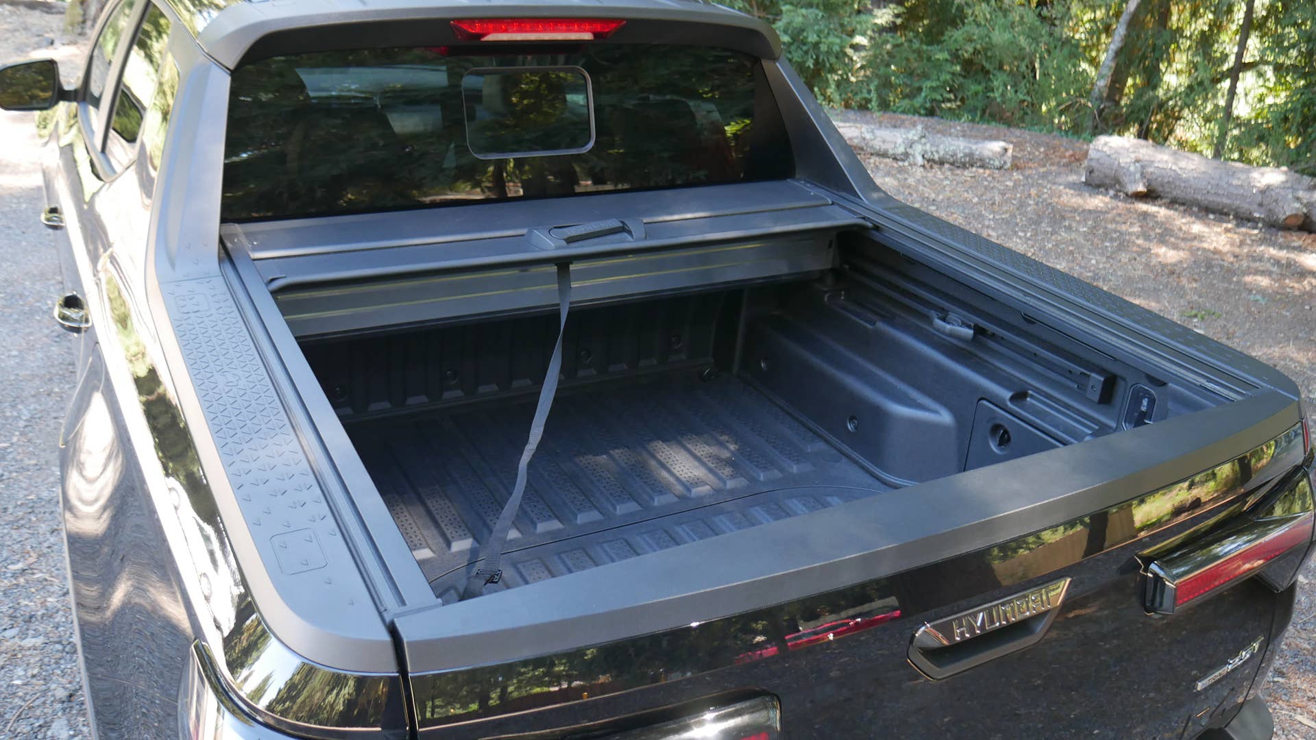 2024 Hyundai Santa Cruz Review: When you don't need to tow a space ...