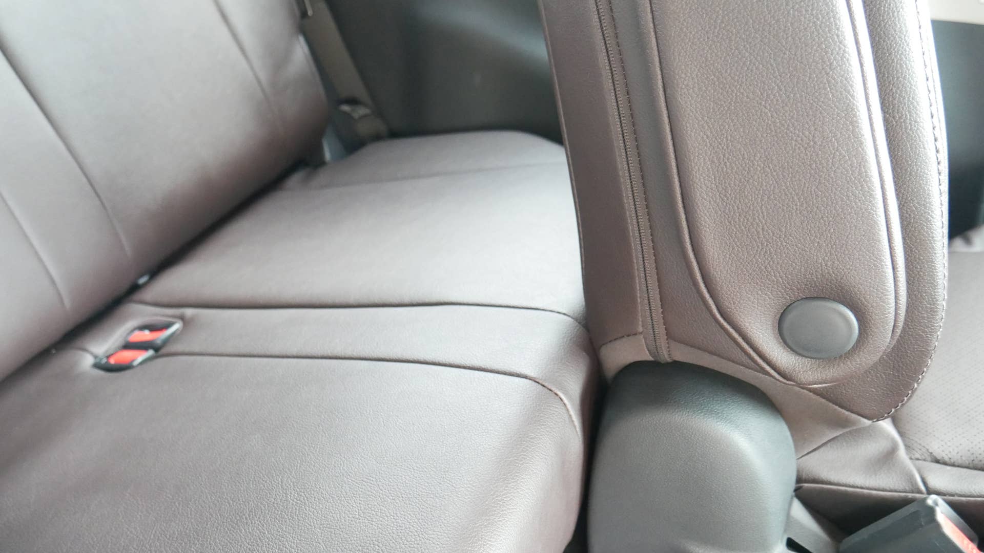2024 Toyota Sienna Review: Still the high-mpg monster of minivans ...
