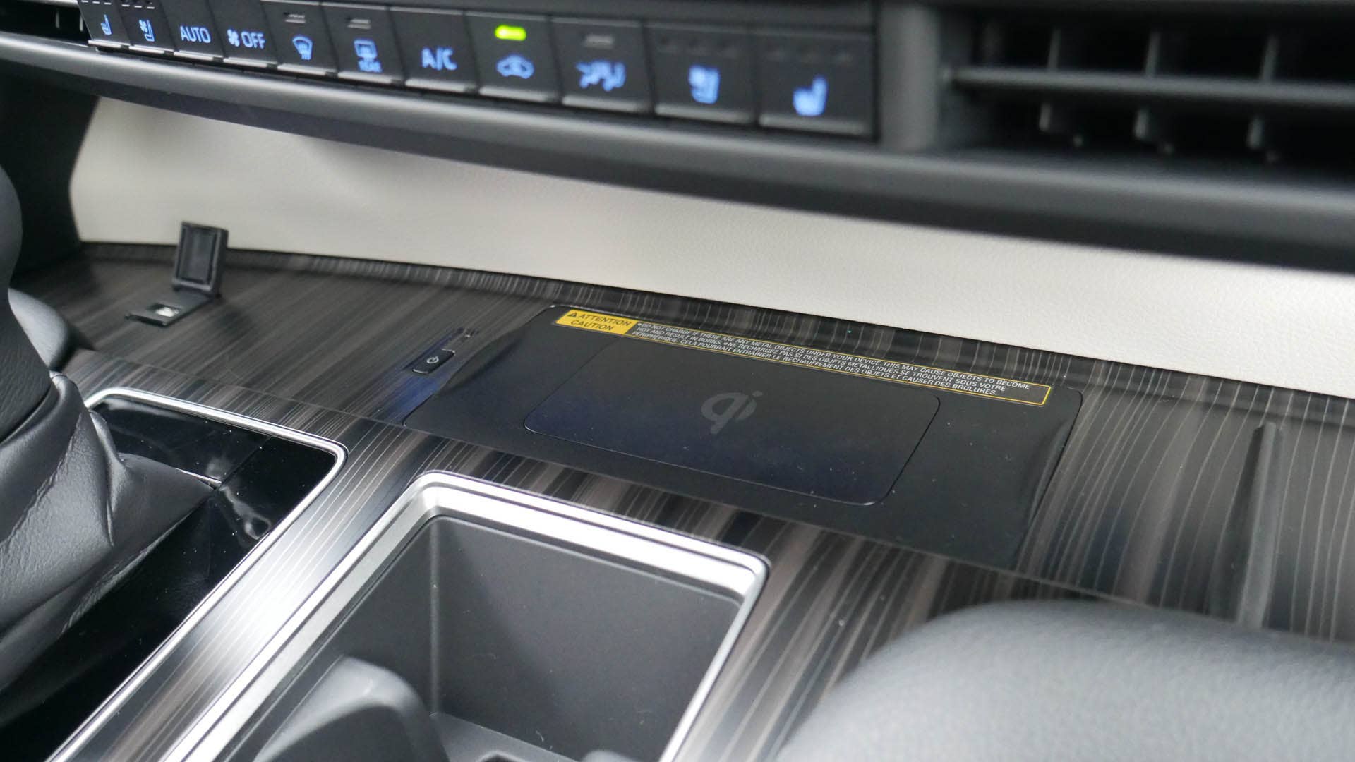 2024 Toyota Sienna Review: Still the high-mpg monster of minivans ...