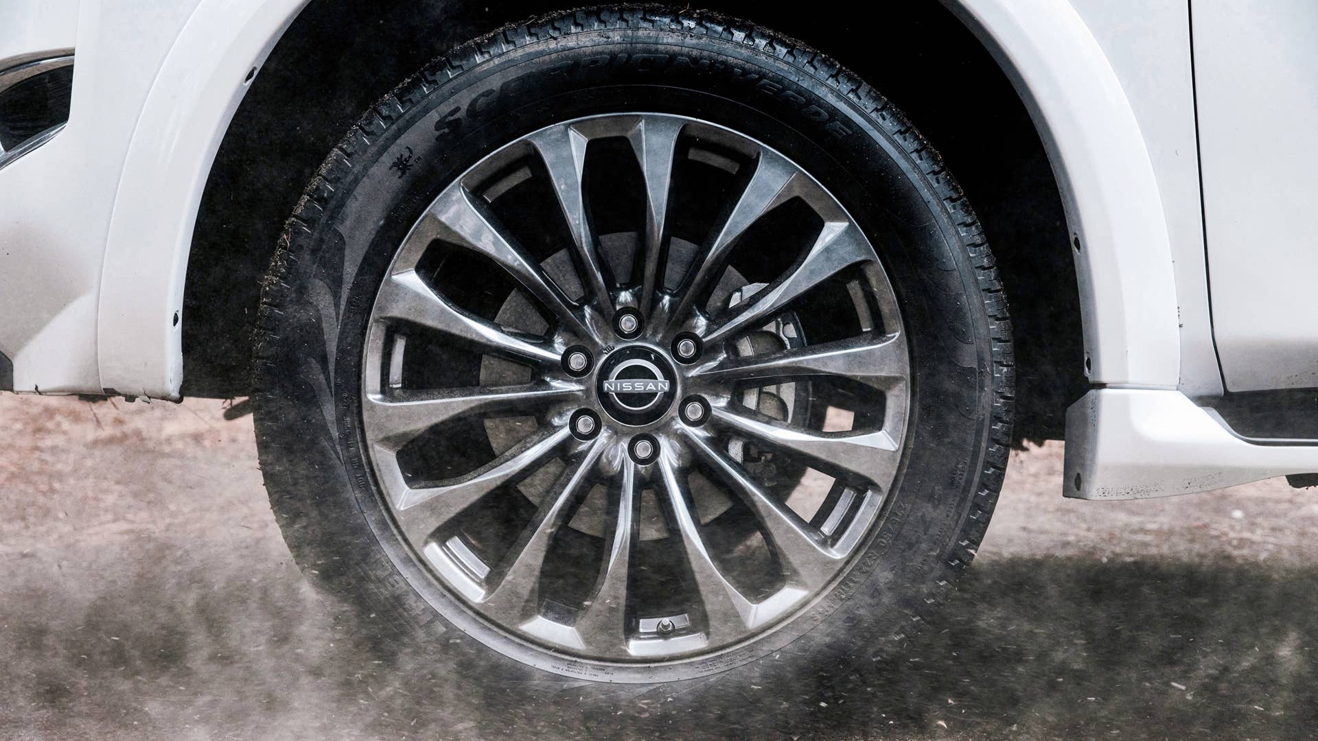 Next-generation Nissan Armada will be bigger and 'Range Rover-like ...