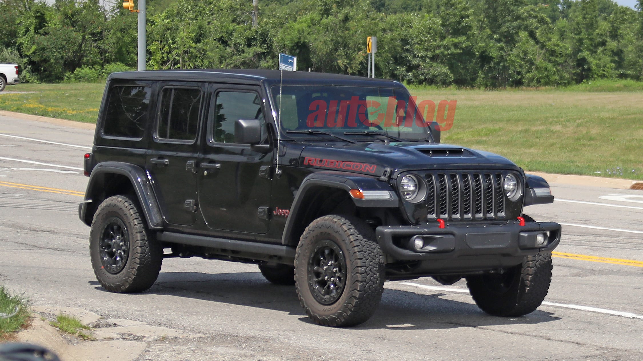 Jeep Wrangler 392 prototype spotted on the open road - Autoblog