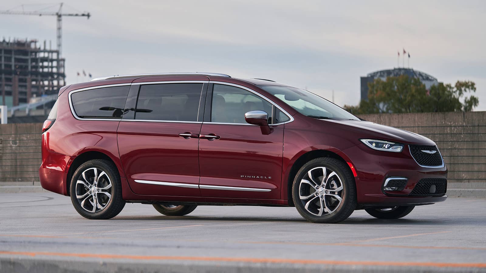 2021 Chrysler Pacifica First Drive | More features, better van - Autoblog