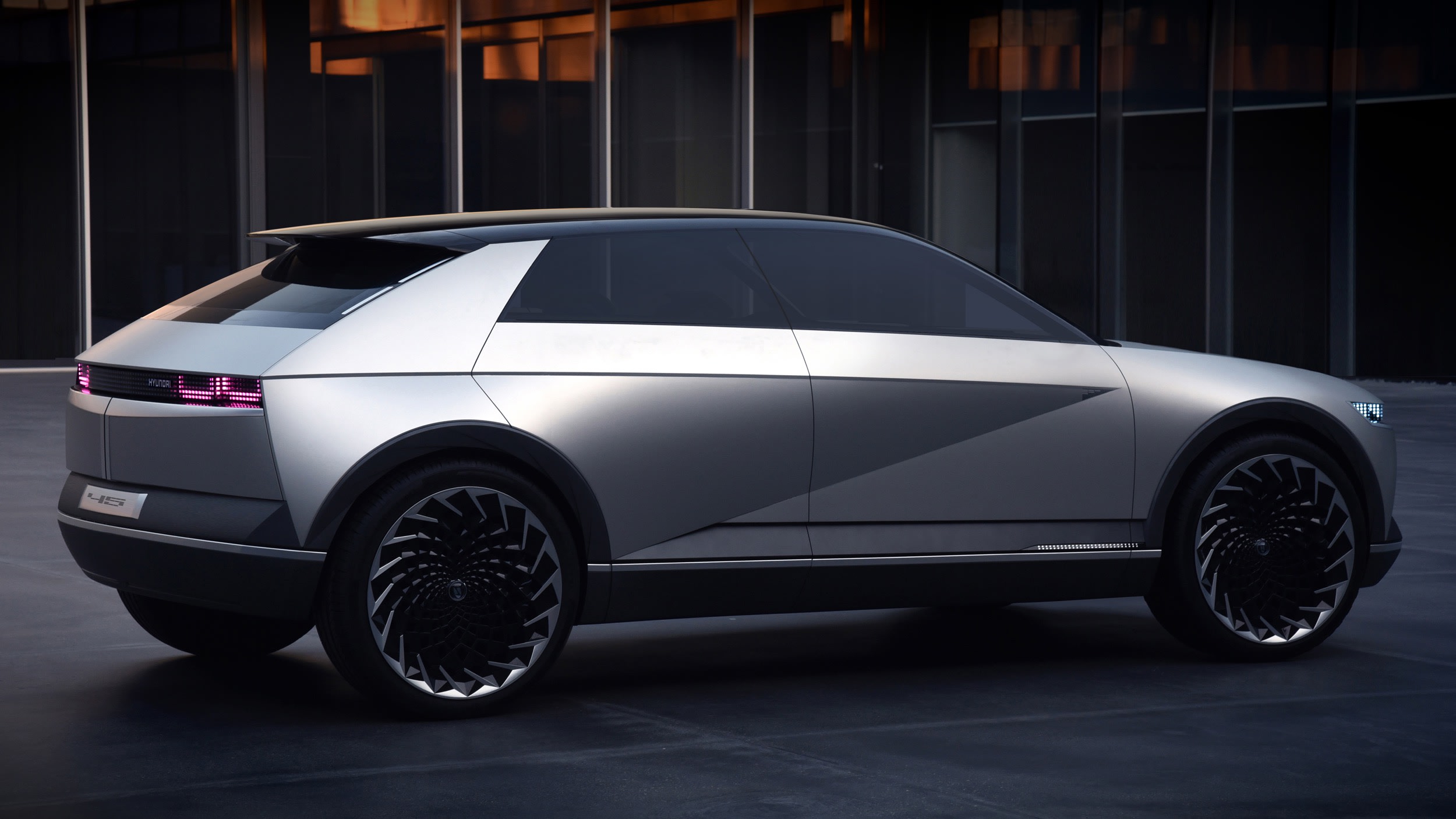 Hyundai Motor Group reveals the E-GMP modular electric platform - Autoblog