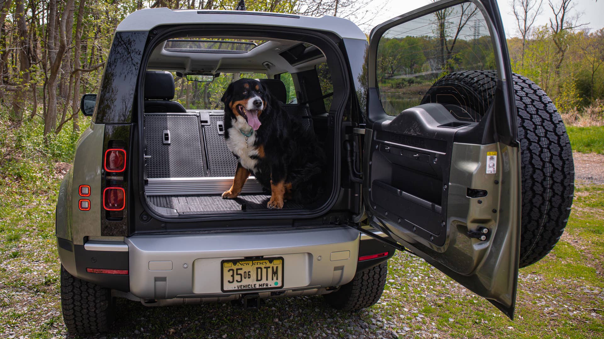 2021 Land Rover Defender 90 First Drive Review | Turning heads on and ...