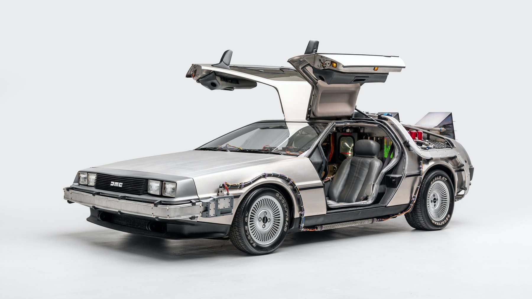'Back to the Future' DeLorean hero car will join the National Historic ...