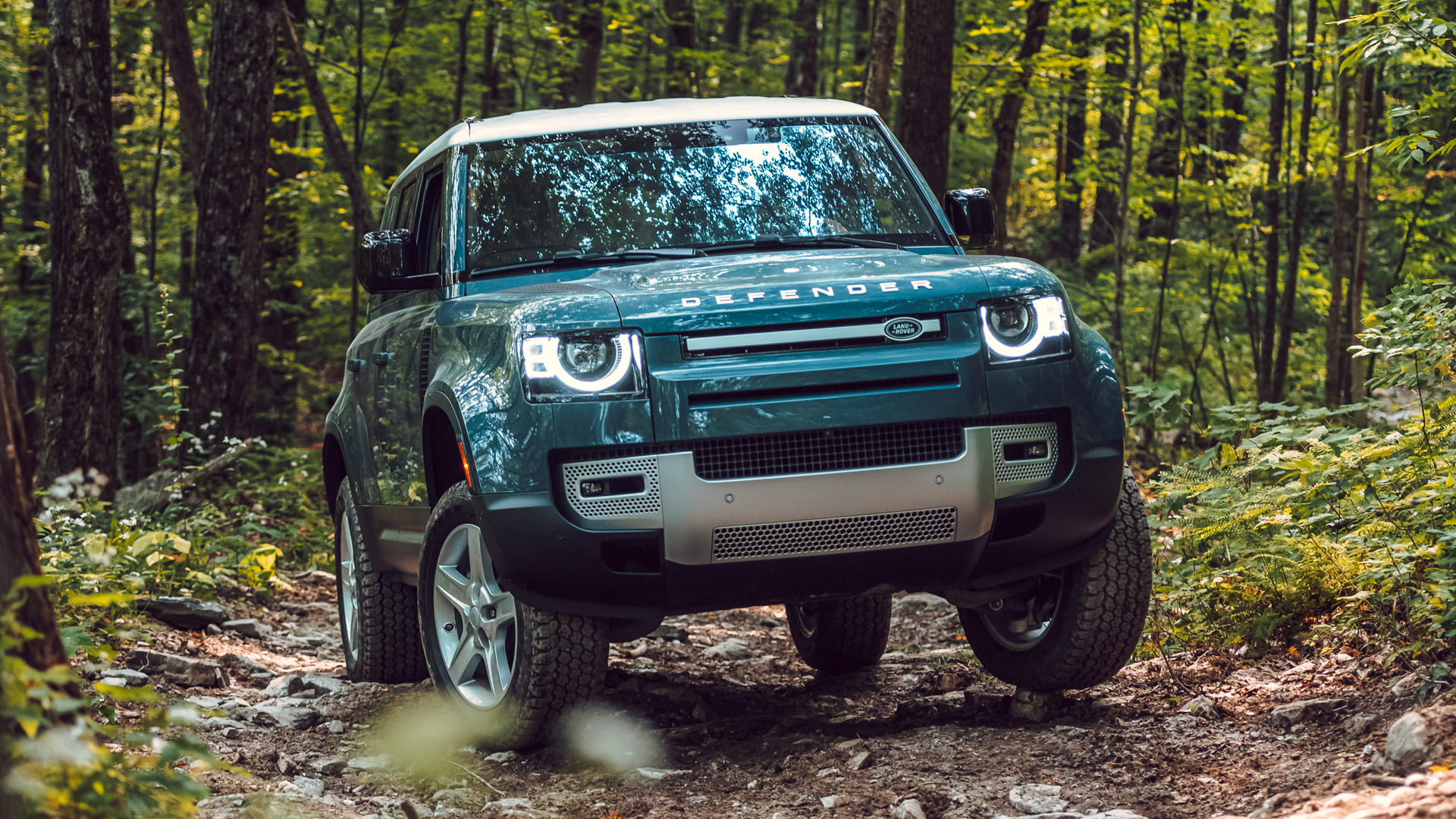 An extra-long three-row Land Rover Defender 130 is coming next year ...