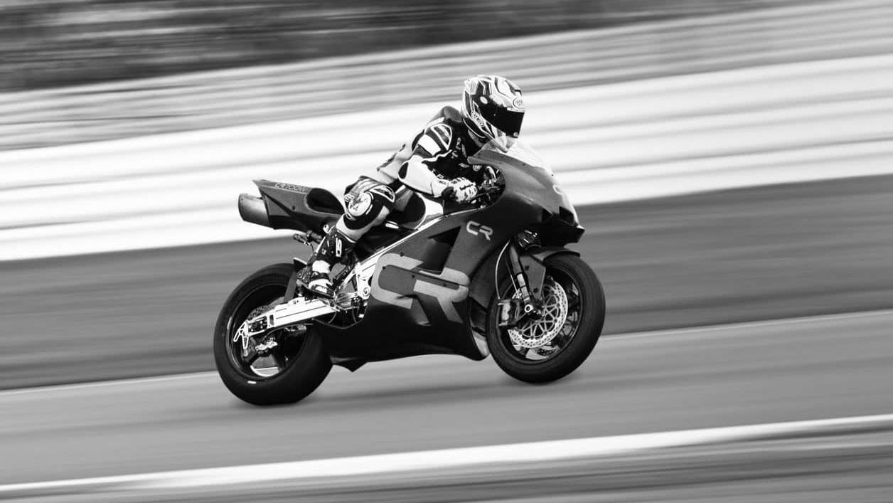 Crighton CR700W motorcycle brings the rotary engine back into ...