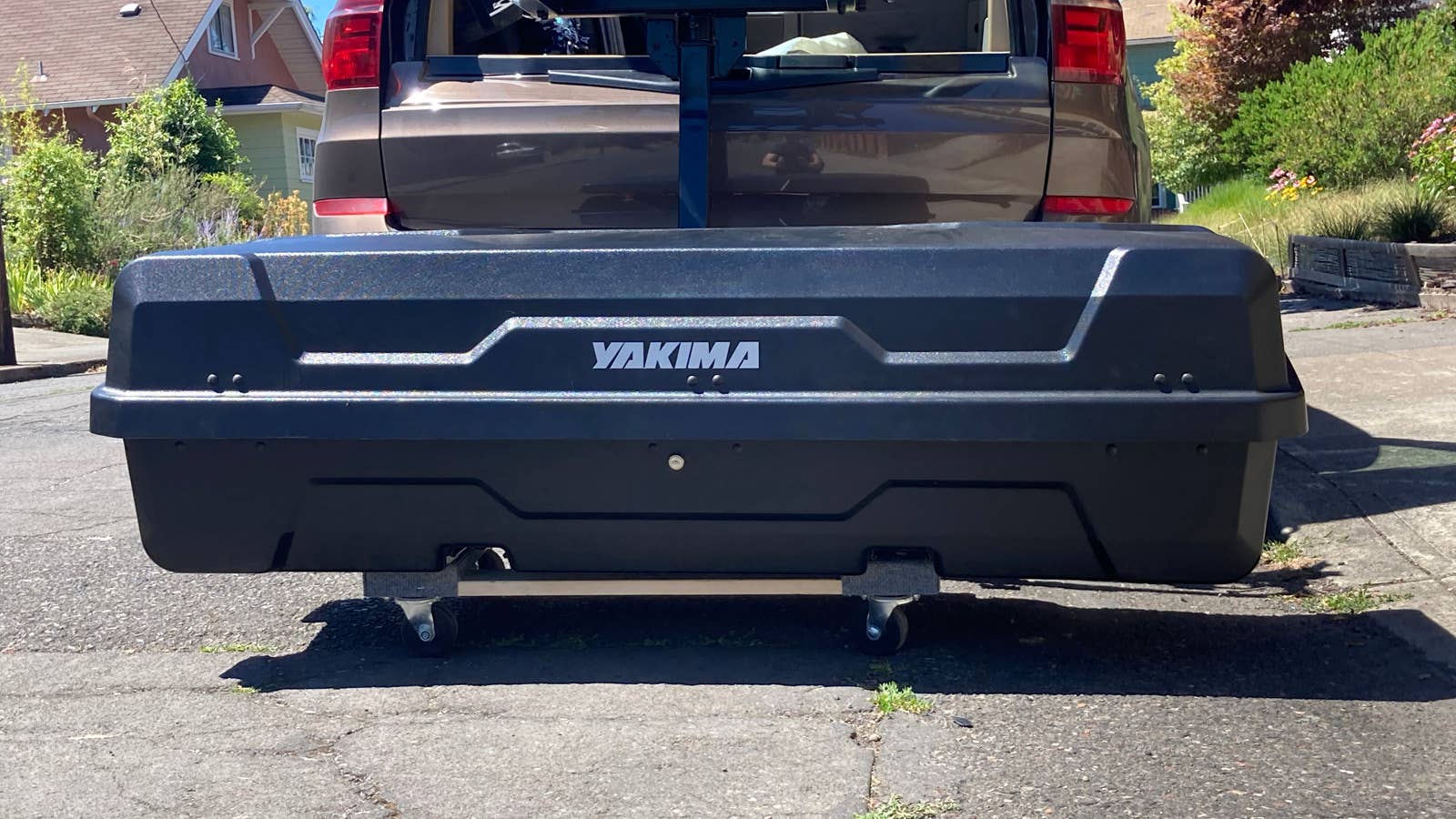 Yakima Exo Review | Hitch-based cargo system is a game changer - Autoblog