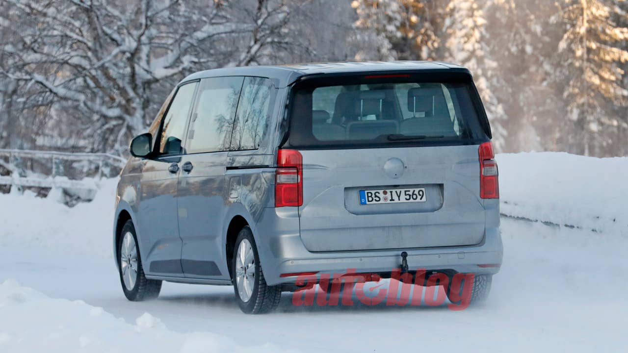 VW T7 prototype shows Multivan's lines in new spy photos - Autoblog