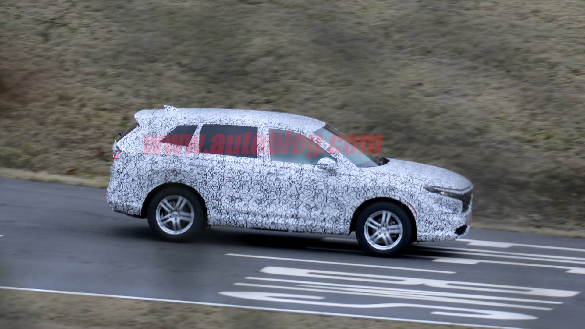 Next-gen Honda CR-V spied through the grapevine for the first time ...
