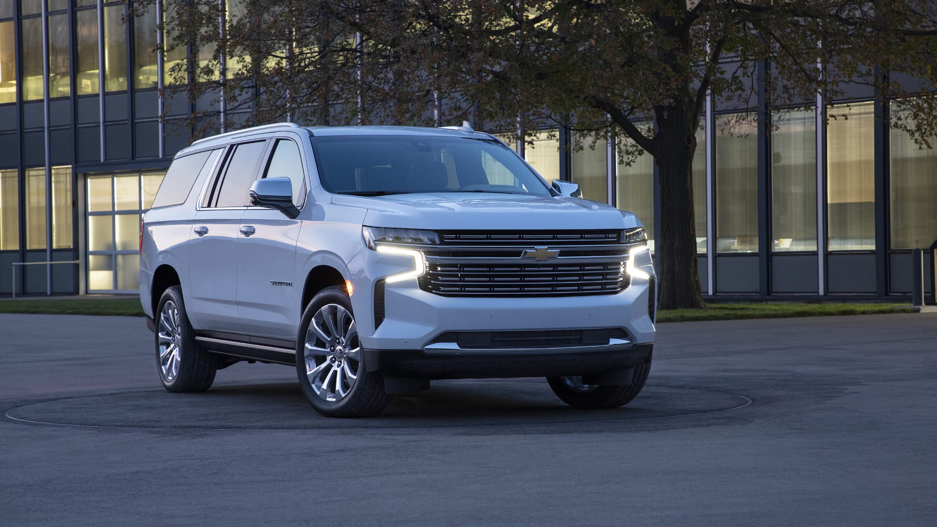 2021 Chevy Suburban revealed with new independent rear suspension, more ...