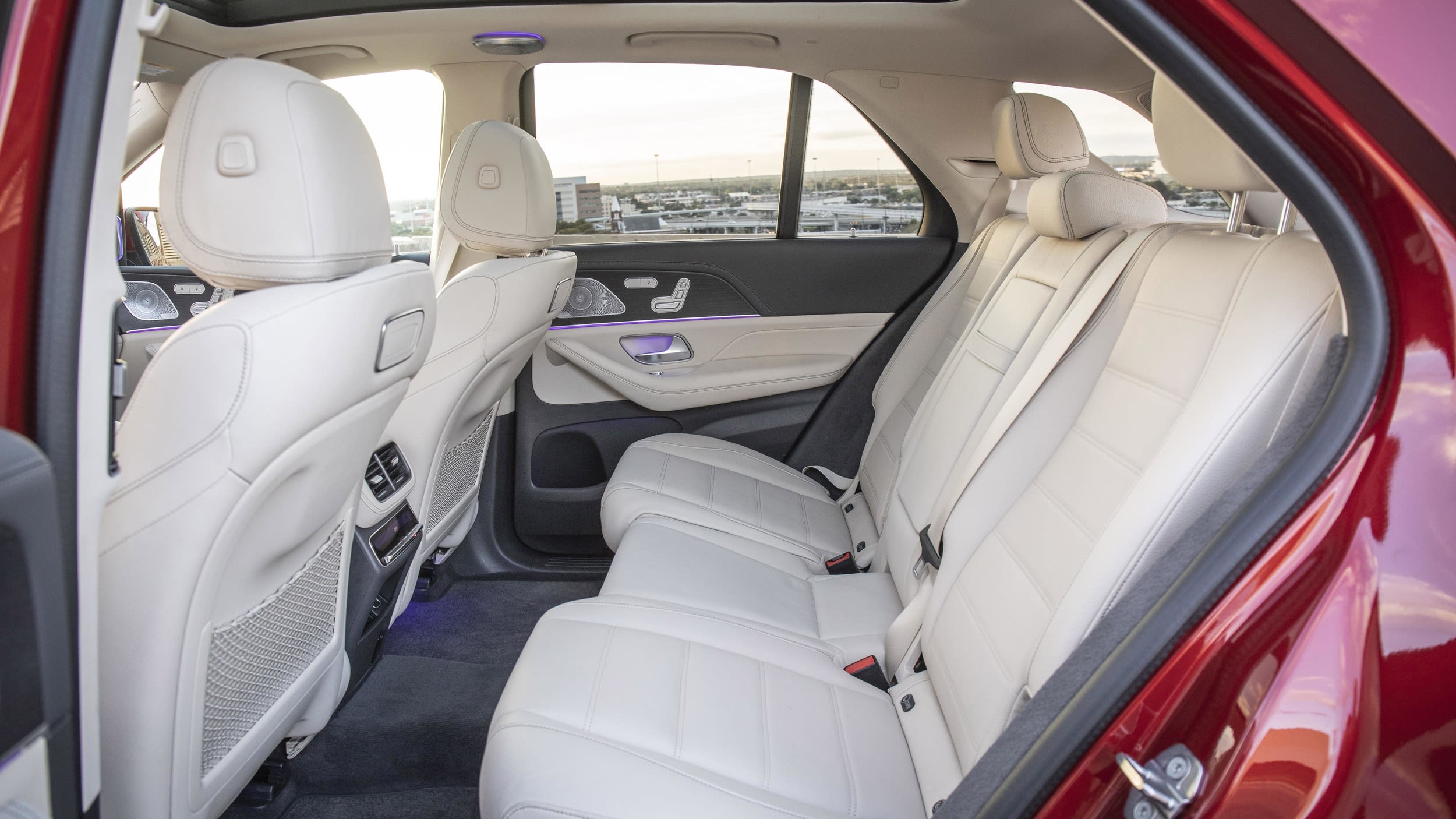 Mercedes-Benz GLE loses remarkable E-Active Body Control suspension ...