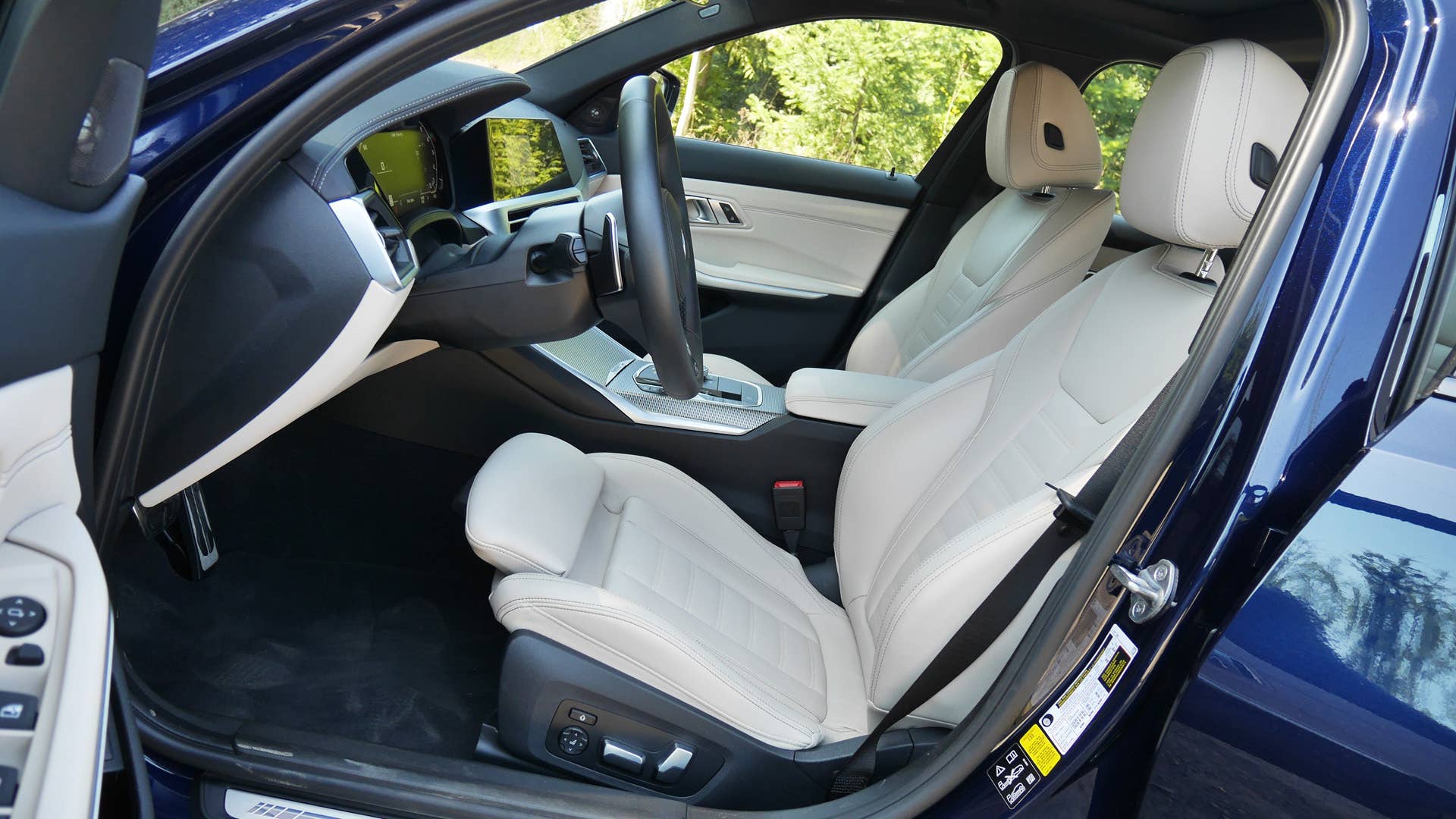 2020 BMW M340i Interior Driveway Test - Autoblog