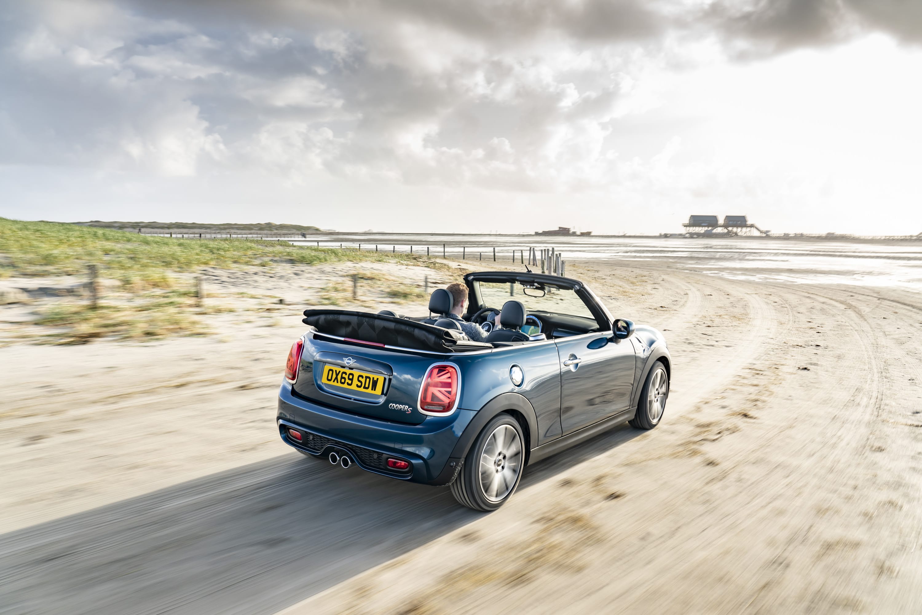 2020 Mini Convertible Sidewalk Edition hits the pavement again - Autoblog