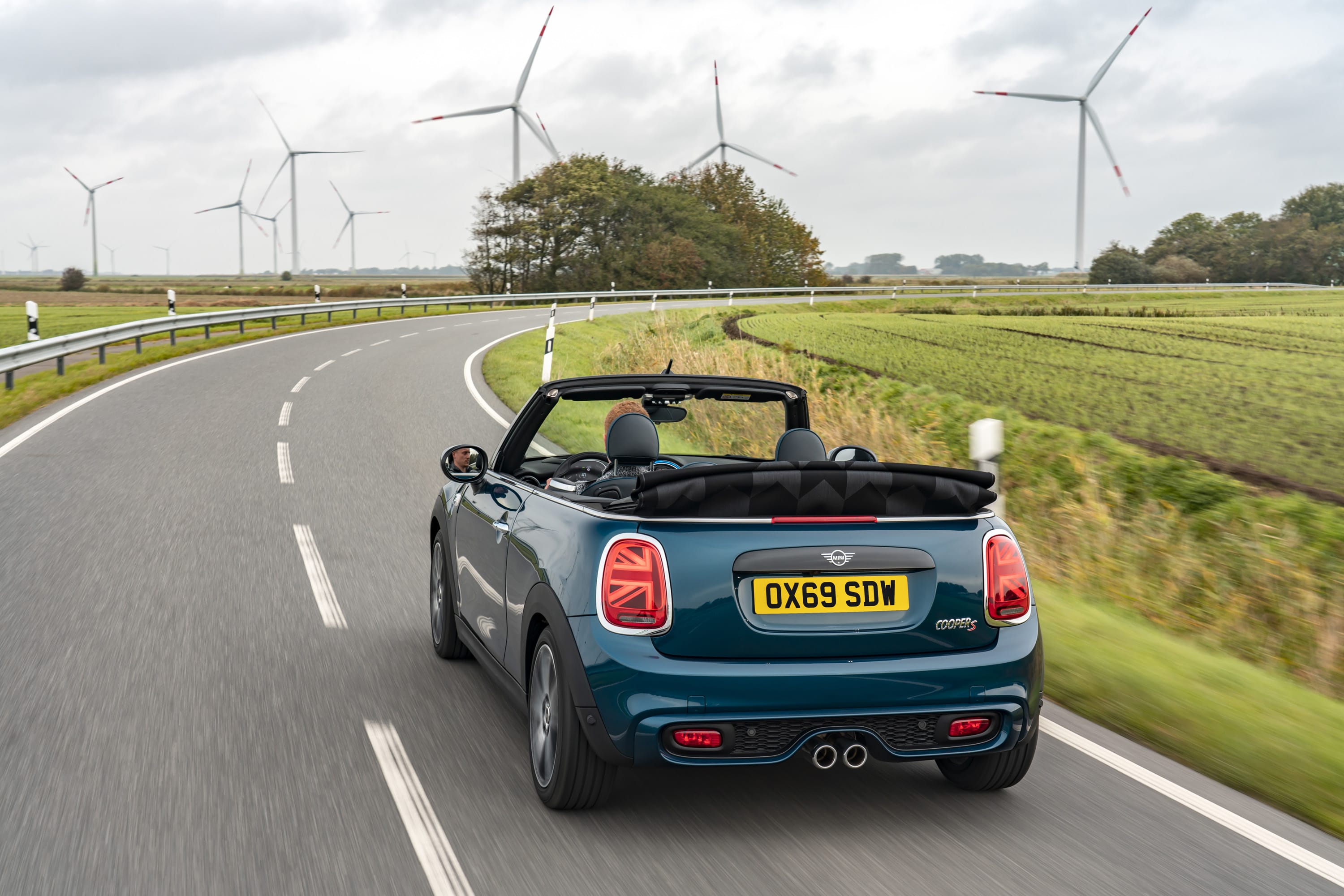 2020 Mini Convertible Sidewalk Edition hits the pavement again - Autoblog