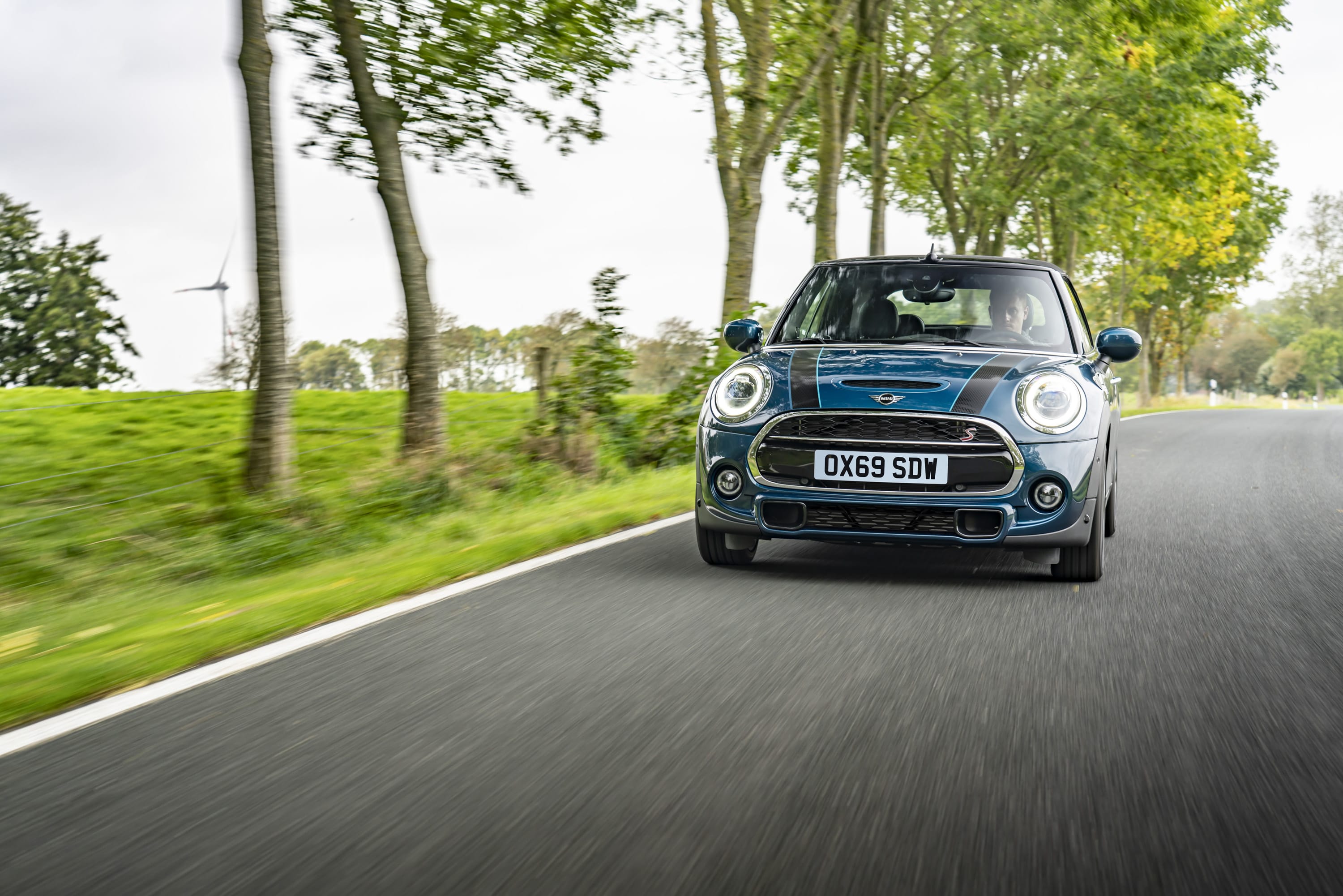 2020 Mini Convertible Sidewalk Edition hits the pavement again - Autoblog