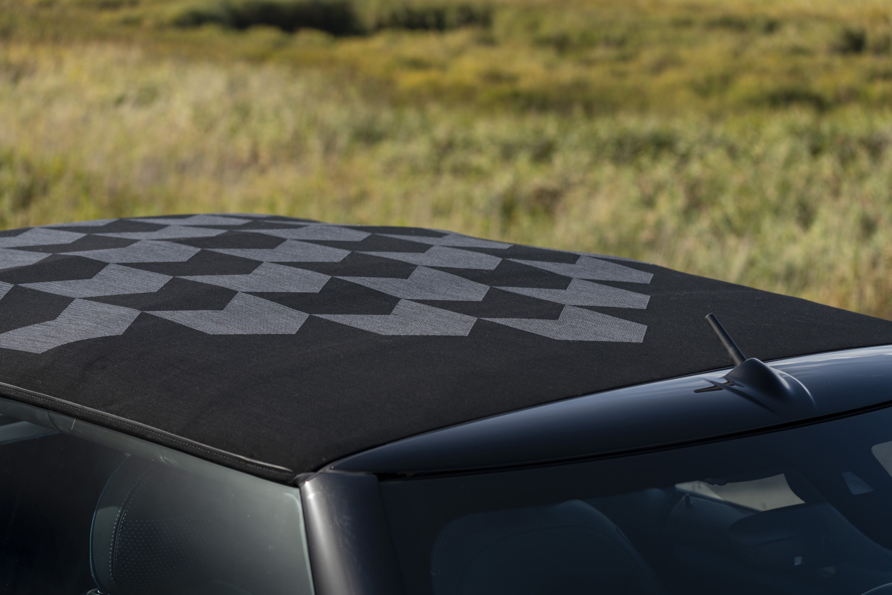 2020 Mini Convertible Sidewalk Edition hits the pavement again - Autoblog