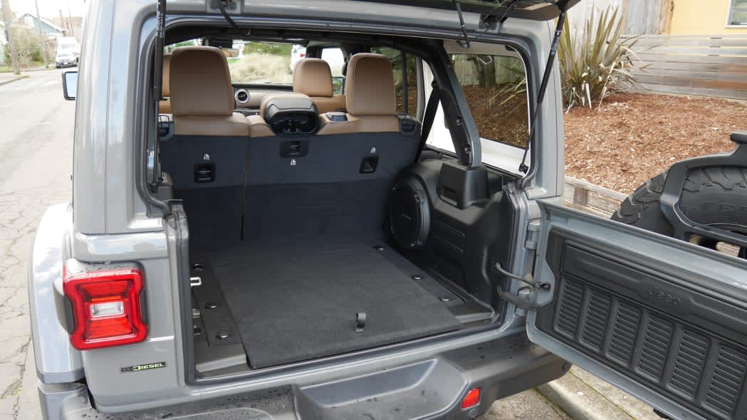 Jeep Wrangler Luggage Test | How much cargo space? - Autoblog