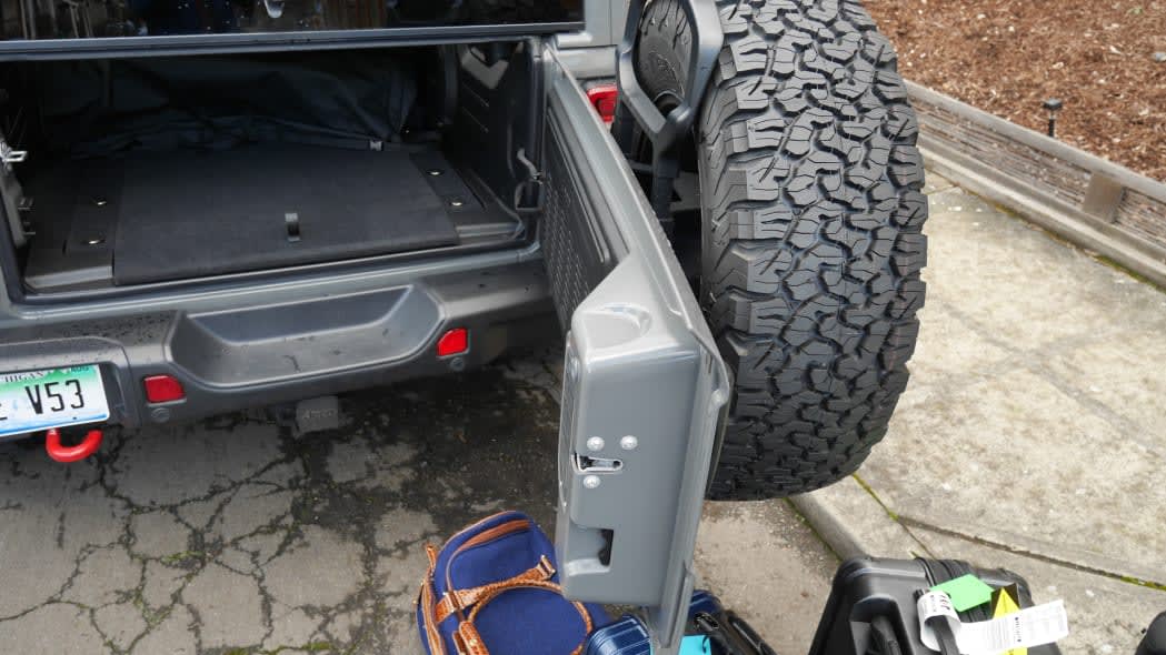 Jeep Wrangler Luggage Test | How much cargo space? - Autoblog