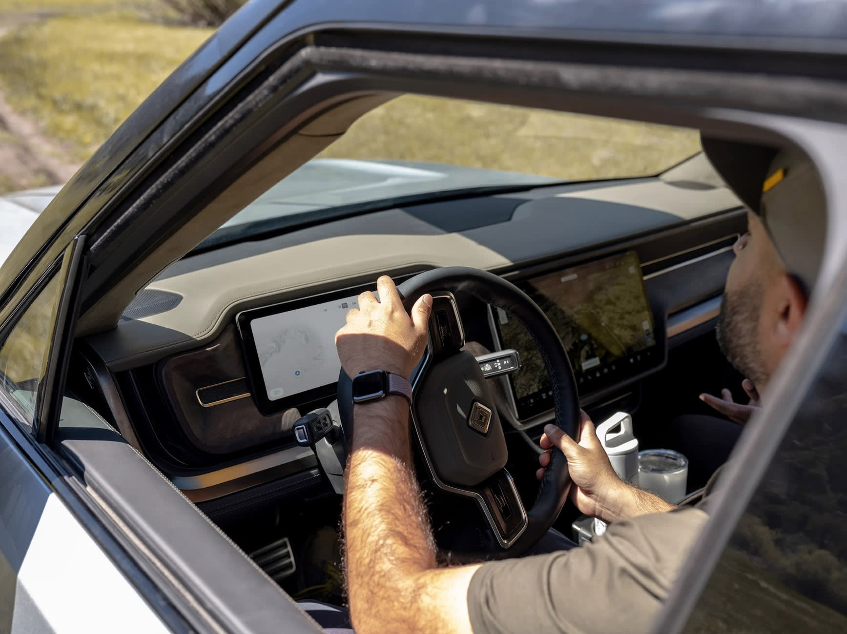 Rivian details RIT pickup's thoughtful cabin and interior features ...